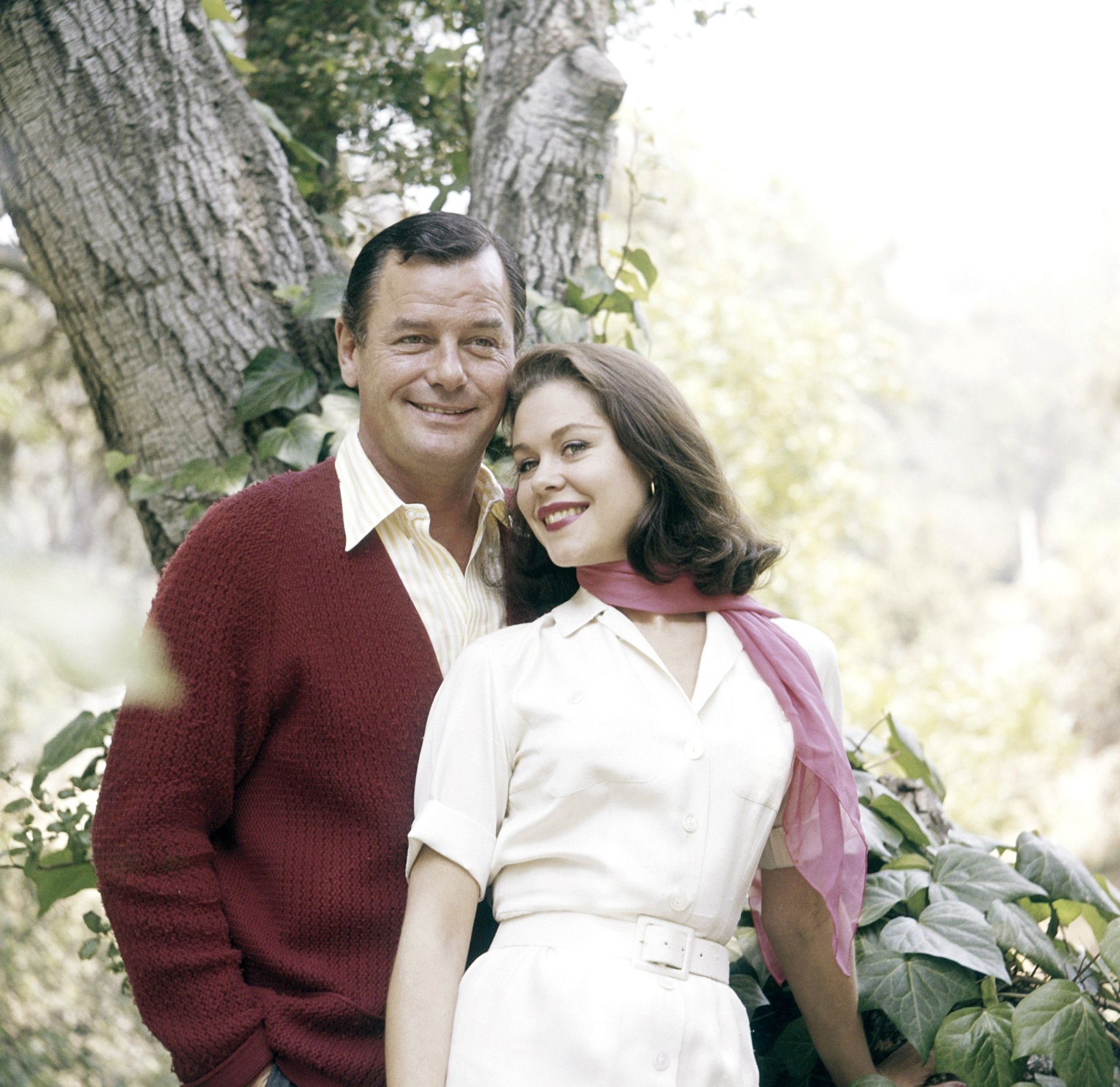 The Real Story Behind Elizabeth Montgomery’s 4 Marriages (EXCLUSIVE ...
