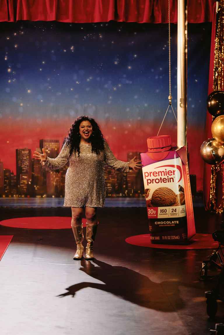 Michelle Buteau Dishes on Her Body Positivity Journey and 2026 Goals ...
