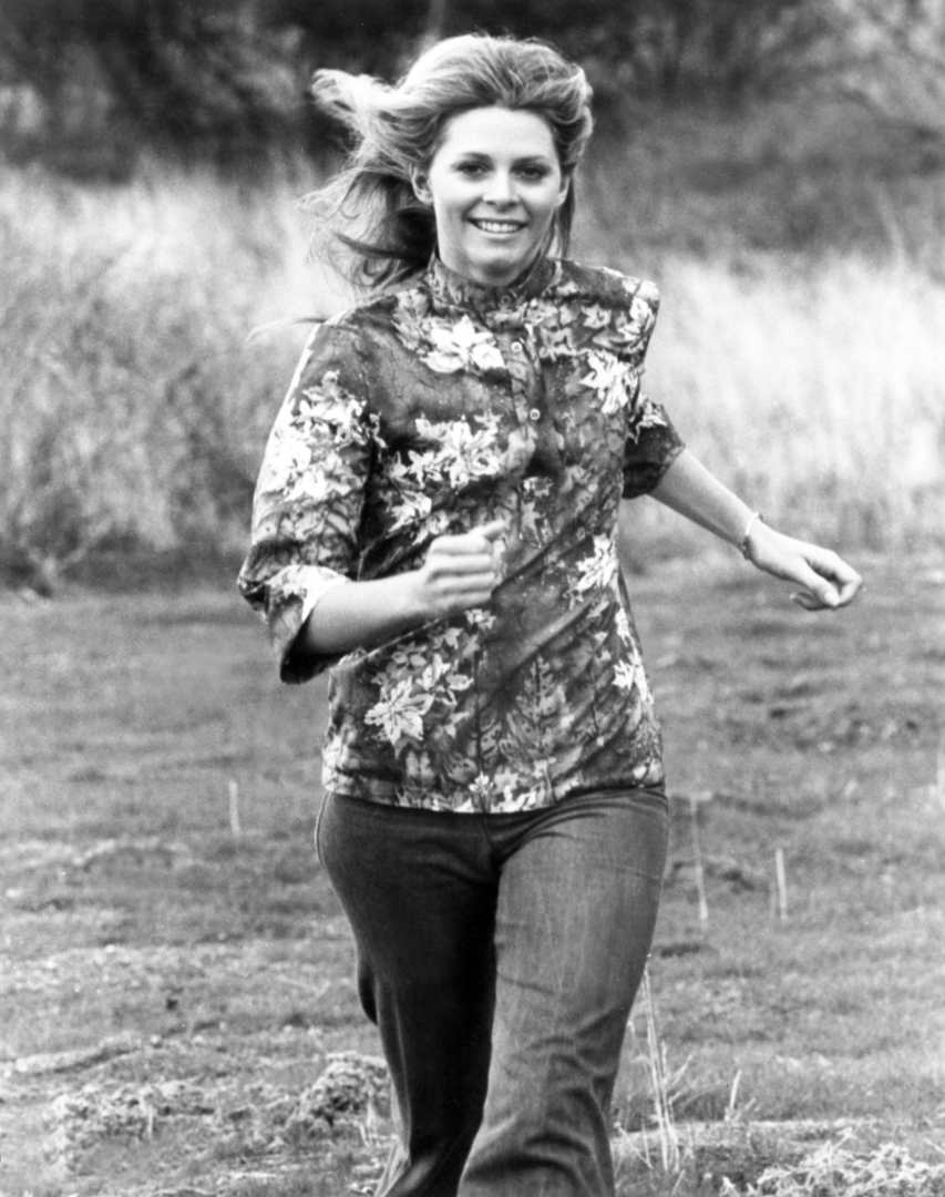 How Jaime Sommers, the Bionic Woman, Became a ’70s TV Icon | Woman's World