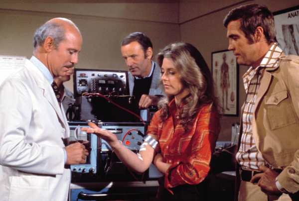 How Jaime Sommers, the Bionic Woman, Became a ’70s TV Icon | Woman's World