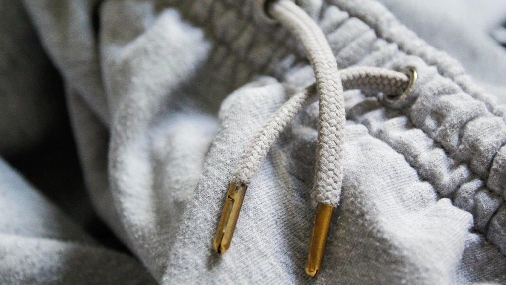 Make Clothes Last Longer For Pennies With These 5 Closet-Saving Hacks ...