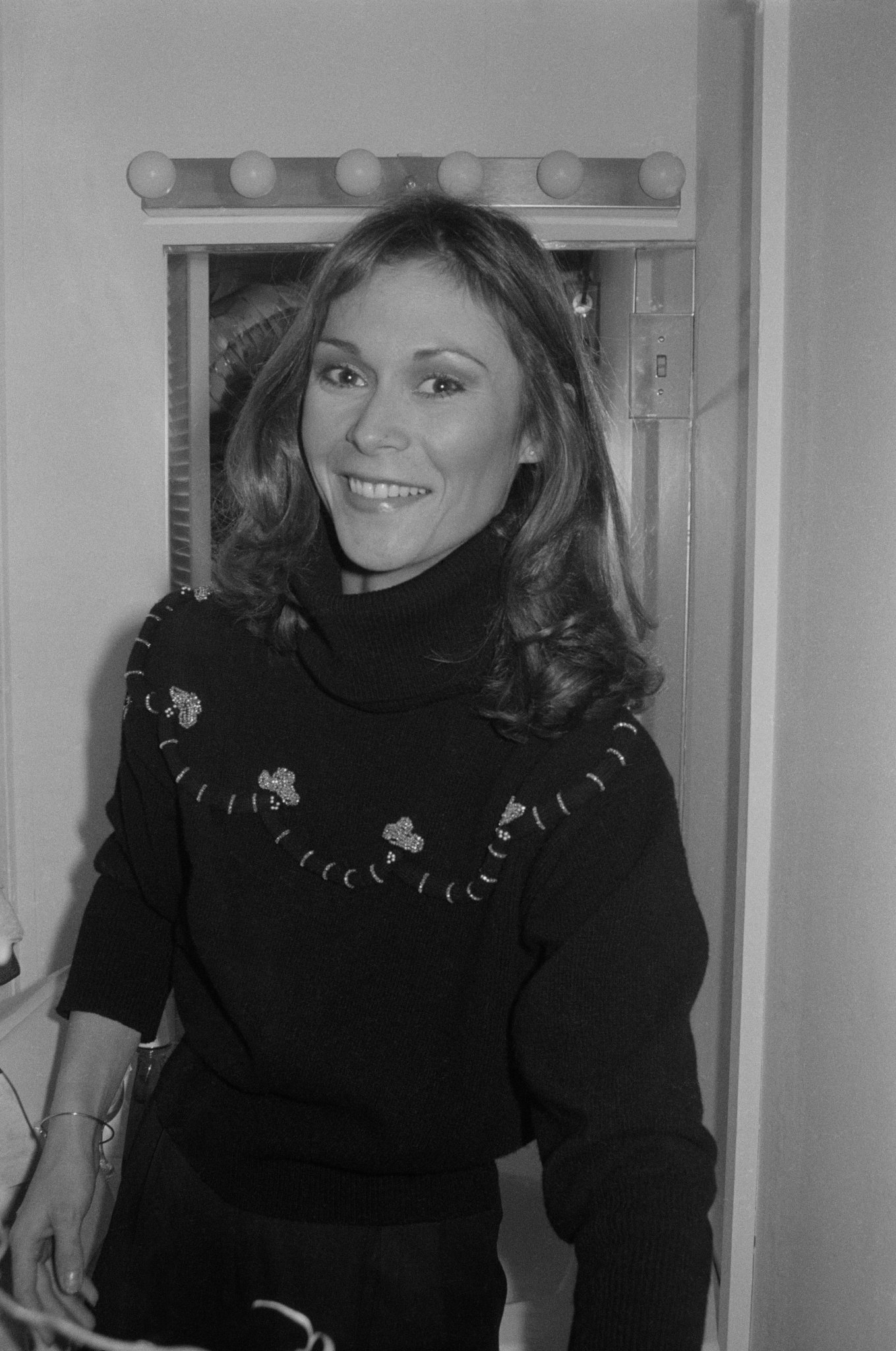 'Charlie's Angels' Kate Jackson Talks Pitching '3 Girls Called Angels ...