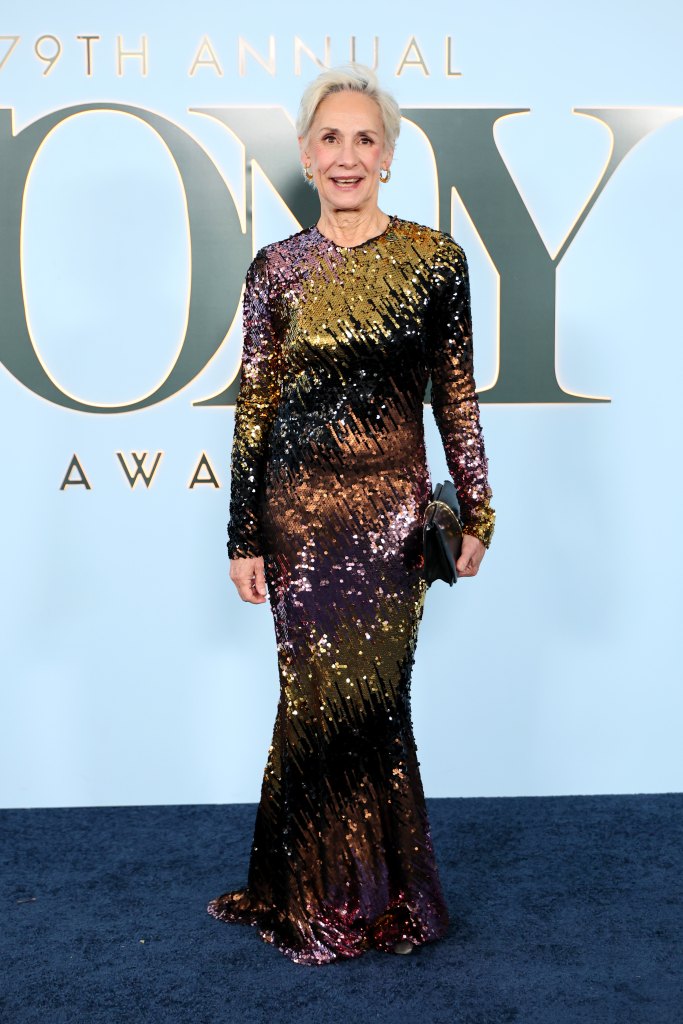 The Tony Awards 2026 Red Carpet Is a Reunion of Xennial Celebrities